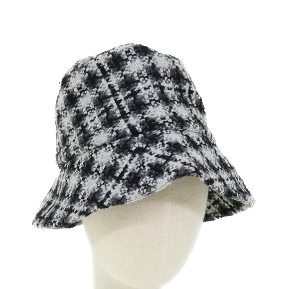CHANEL | Accessories | Chanel Coco Mark Hat Wool S White Black Cc Auth ...